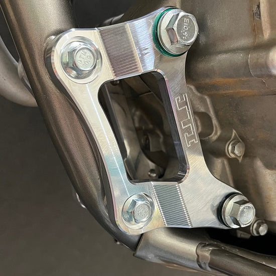 Rubber Isolated Billet Front Engine Mounts - All KLX140 – Factory Minibikes
